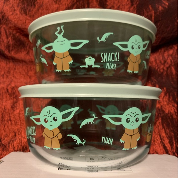 Pyrex | Kitchen | 2 Pyrex Star Wars Limited Edition Baby Yoda 4 Cup ...